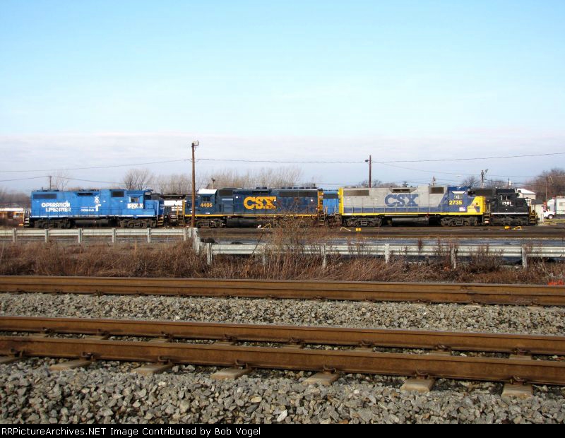 NS 5290; CSX 4406 and 2735; NS 1701